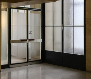 11 Modern Glass Doors: Designs that Complement Urban Habitat