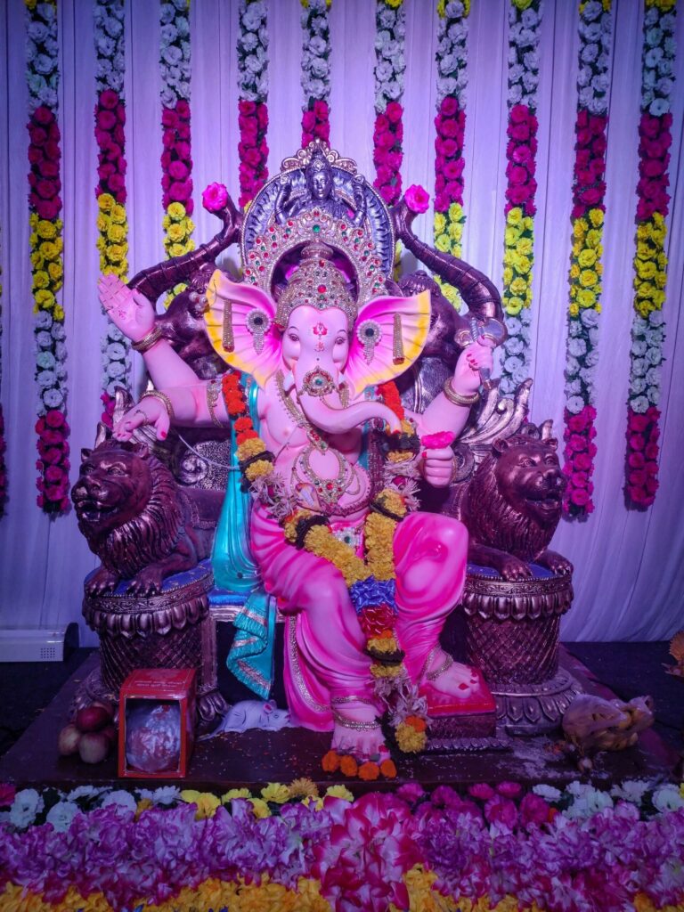 Ganapati Bappa's Mandap Decoration: Vastu Tips & Decor Ideas